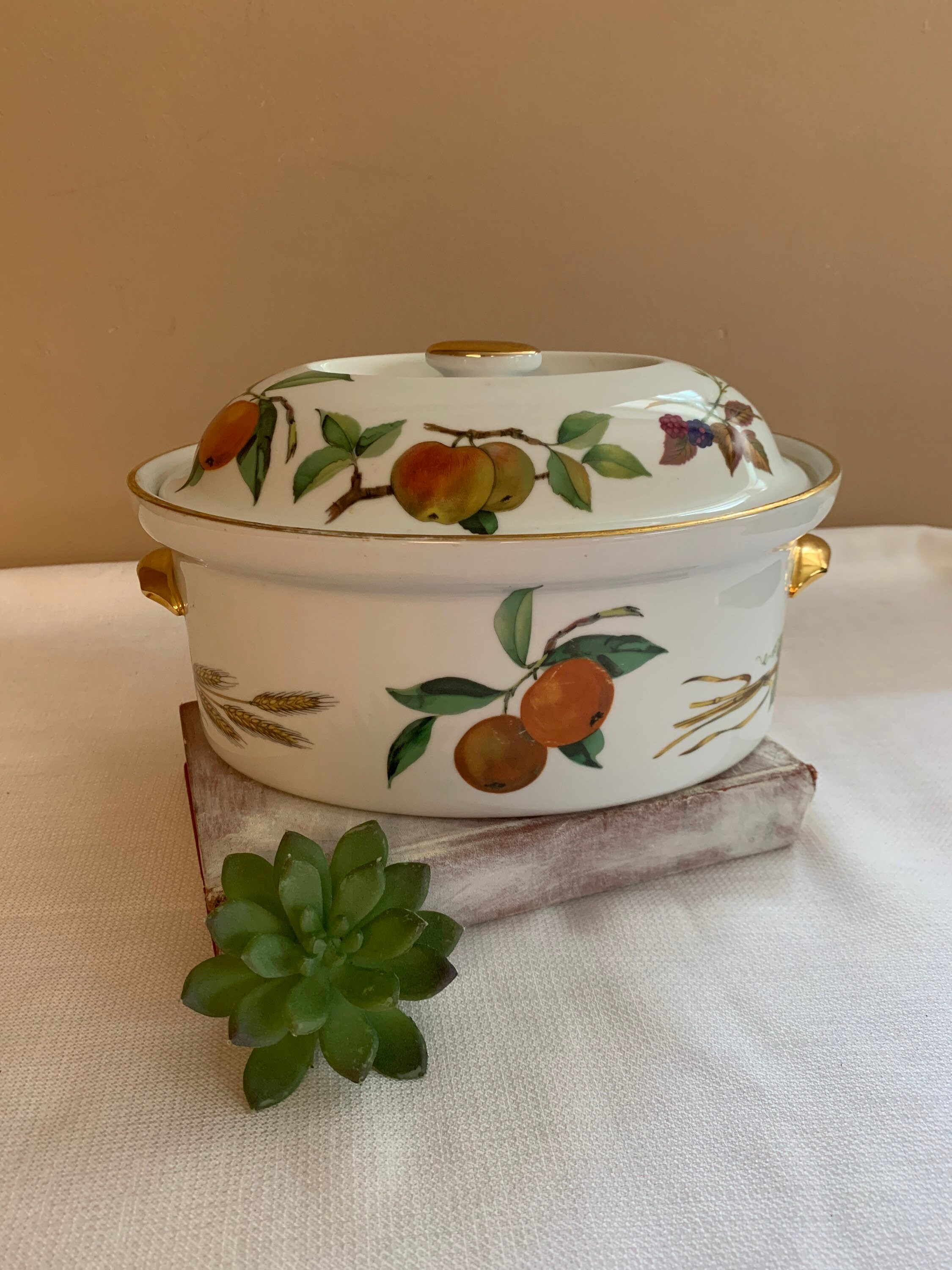 Evesham Oval Deep Covered Casserole Vintage Royal Worcester | Etsy