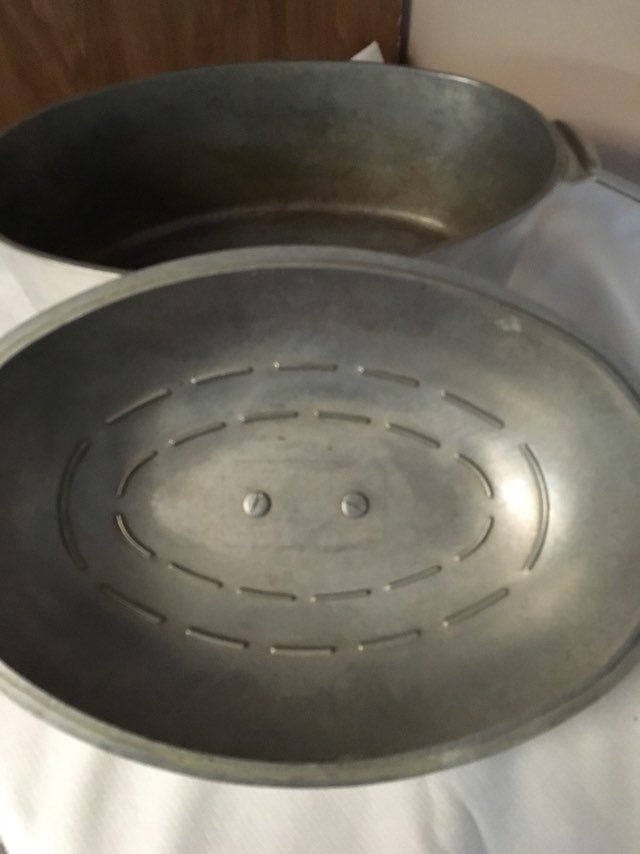 Vintage Aluminum Roaster, Dutch Oven, 15" Oval Chicken Roaster, Metal ...
