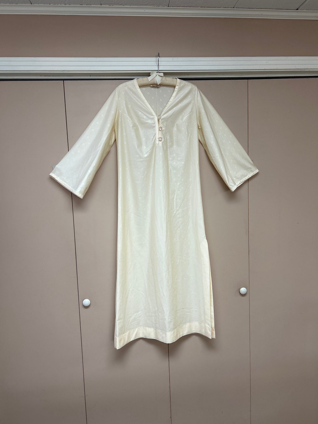 Vintage Long Negligee Gown, Size Small 8 Vanity Fair Lounge or Dressing ...