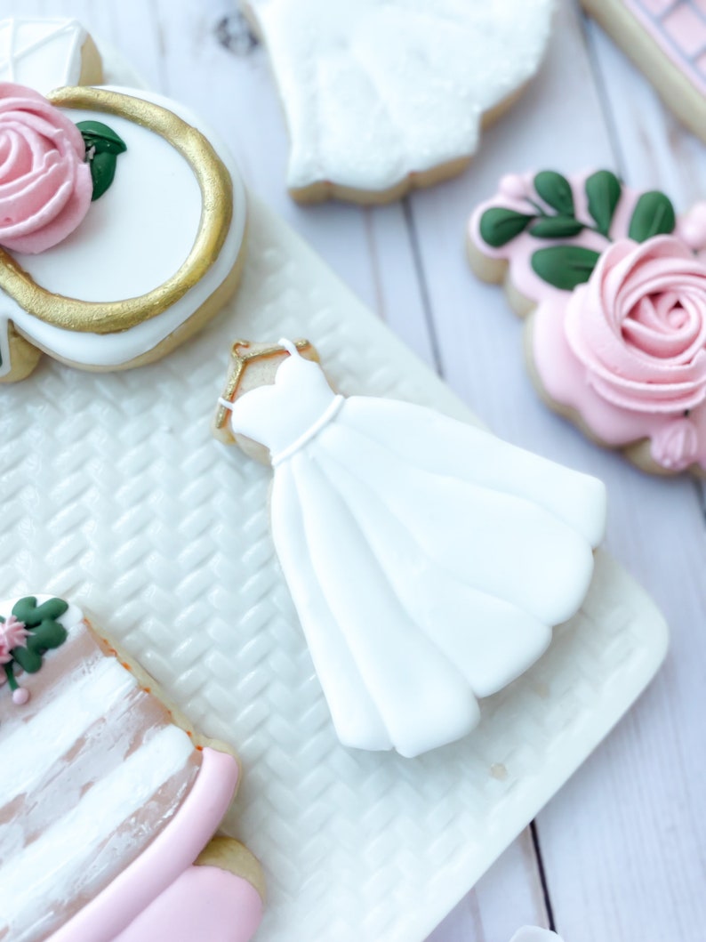 Wedding Cookies / Bridal Shower Cookies / Save the Date Cookies/ Bridal ...