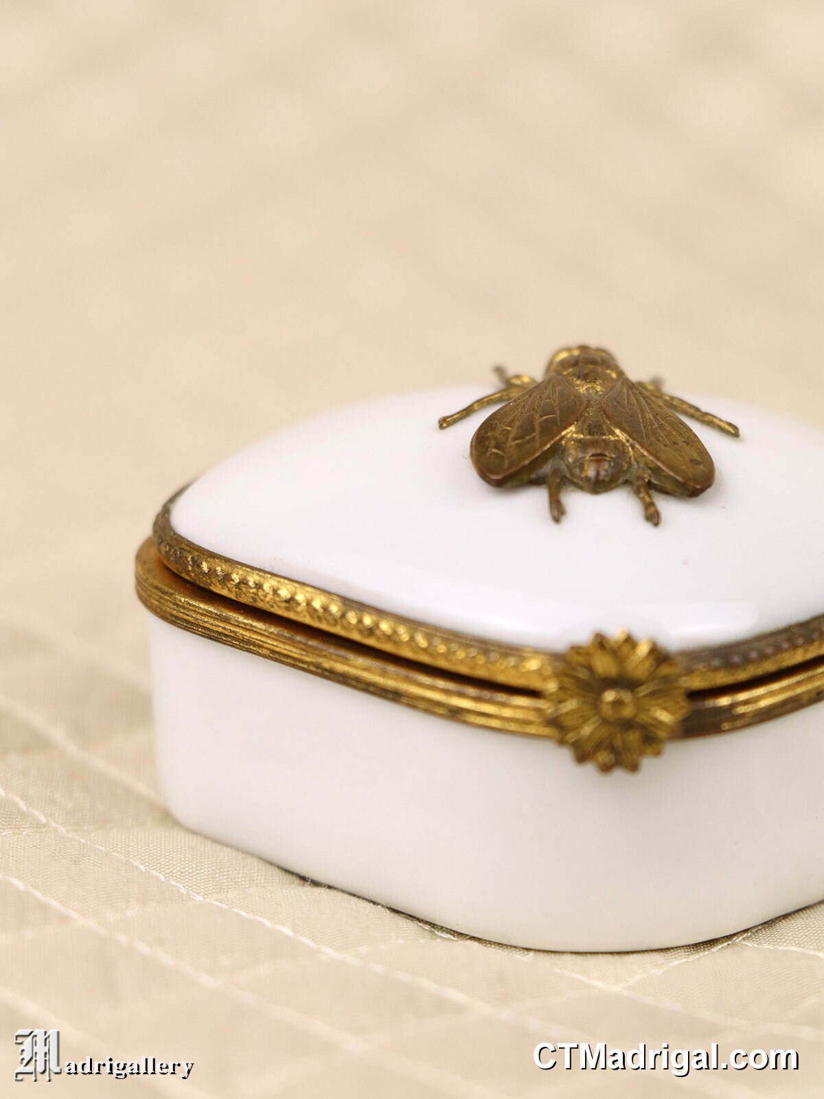 Limoges Porcelain Box, Fly Insect Jewelry Ring Casket Dresser Trinket ...