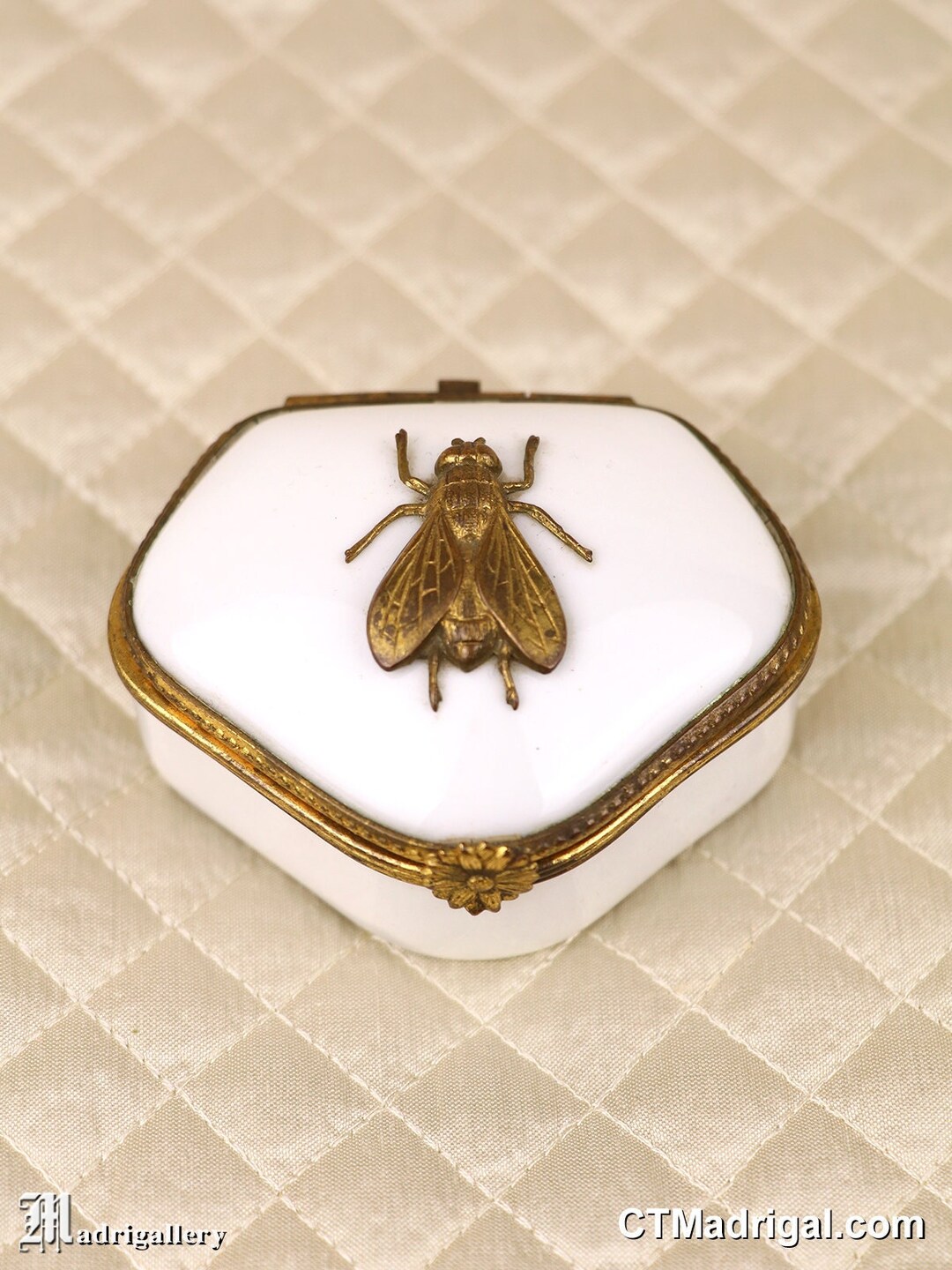 Limoges Porcelain Box, Fly Insect Jewelry Ring Casket Dresser Trinket ...