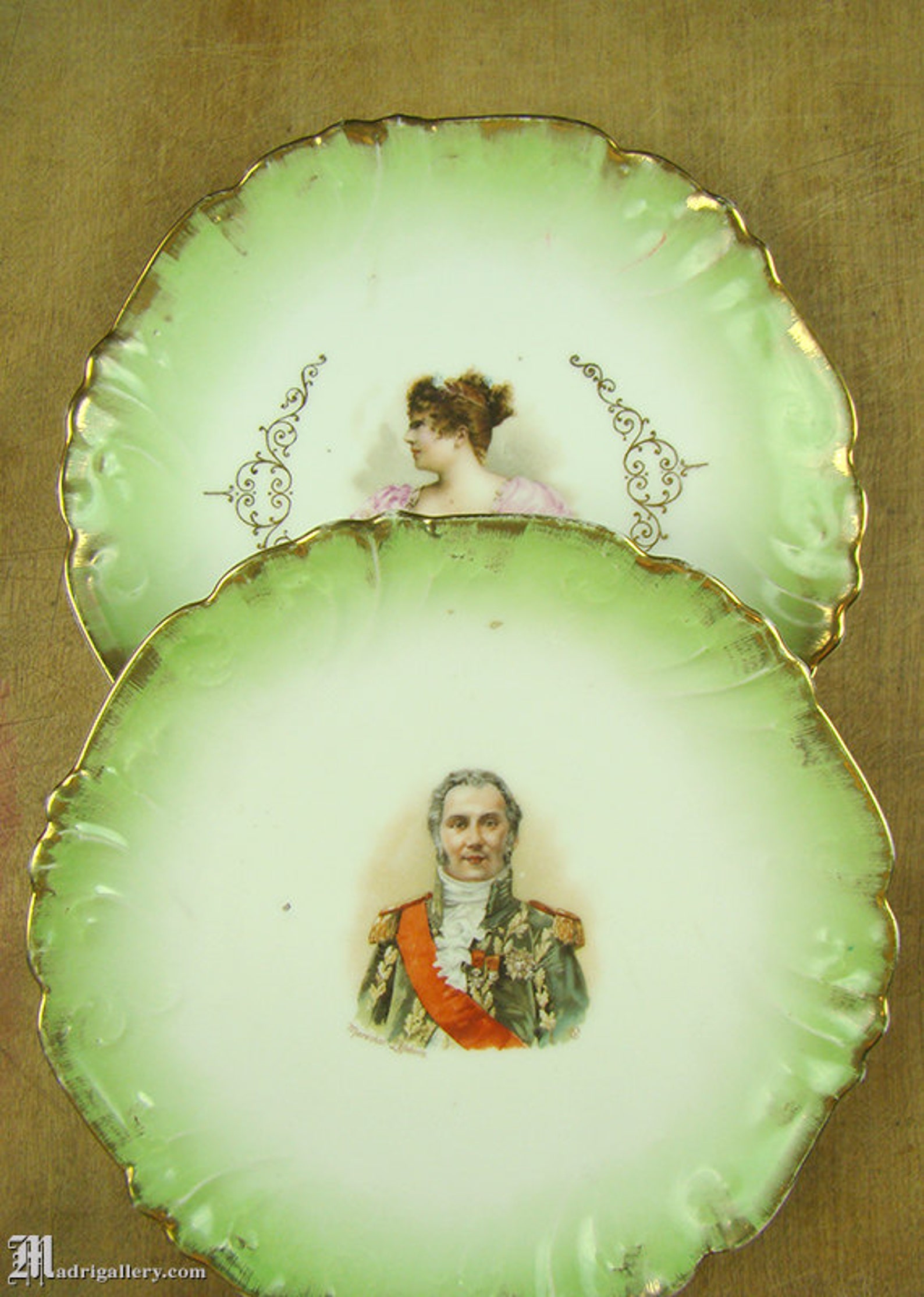 Pair of Antique Cabinet Portrait Plates, Hand-decorated Porcelain, 18th ...