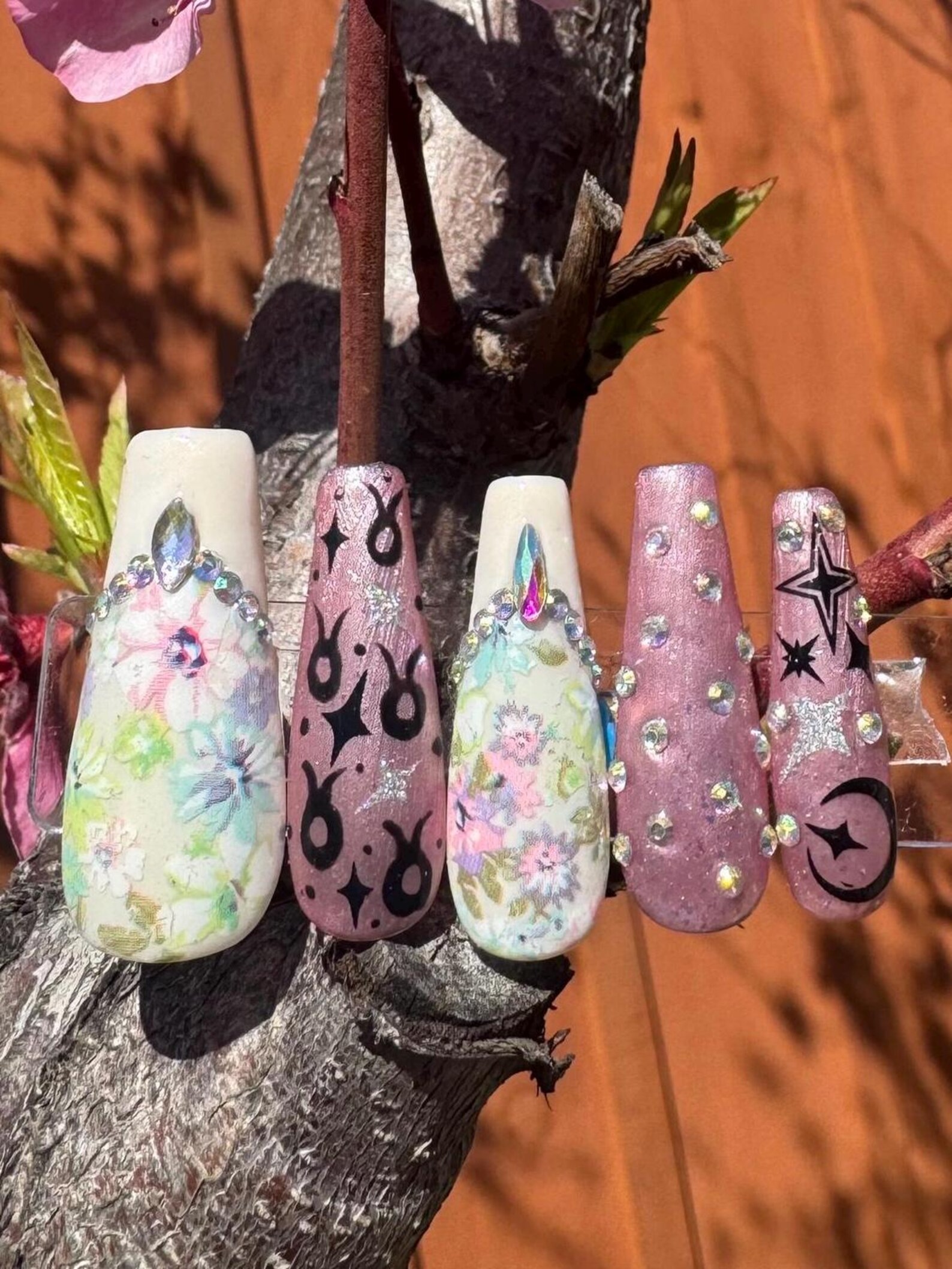 Taurus Zodiac Press on Nails: Floral Rhinestone Gel Nail Set - Etsy