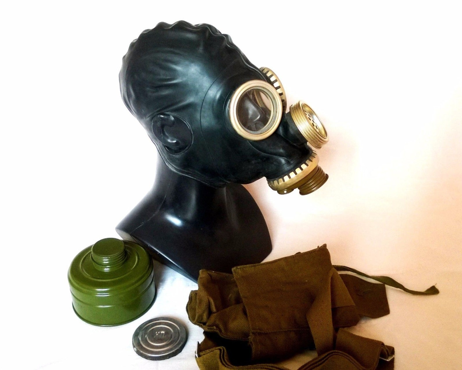 Russian Civilian Black Rubber Gas Mask GP 5M Black Filter Not Included ...