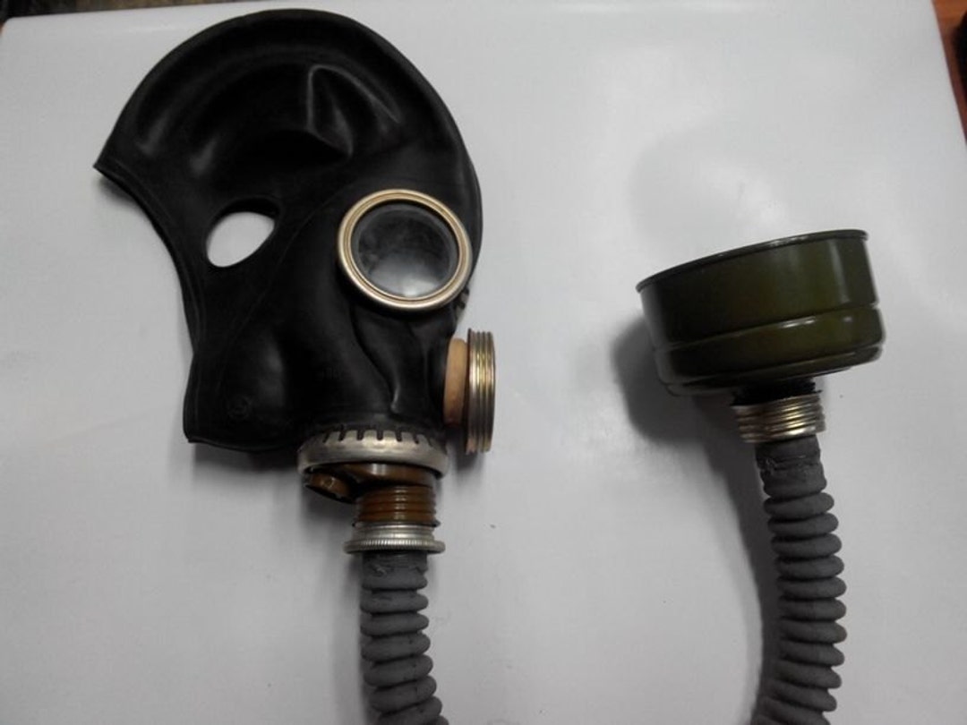 Russian Civilian Black Rubber Gas Mask GP 5M Black With Hose. Filter ...