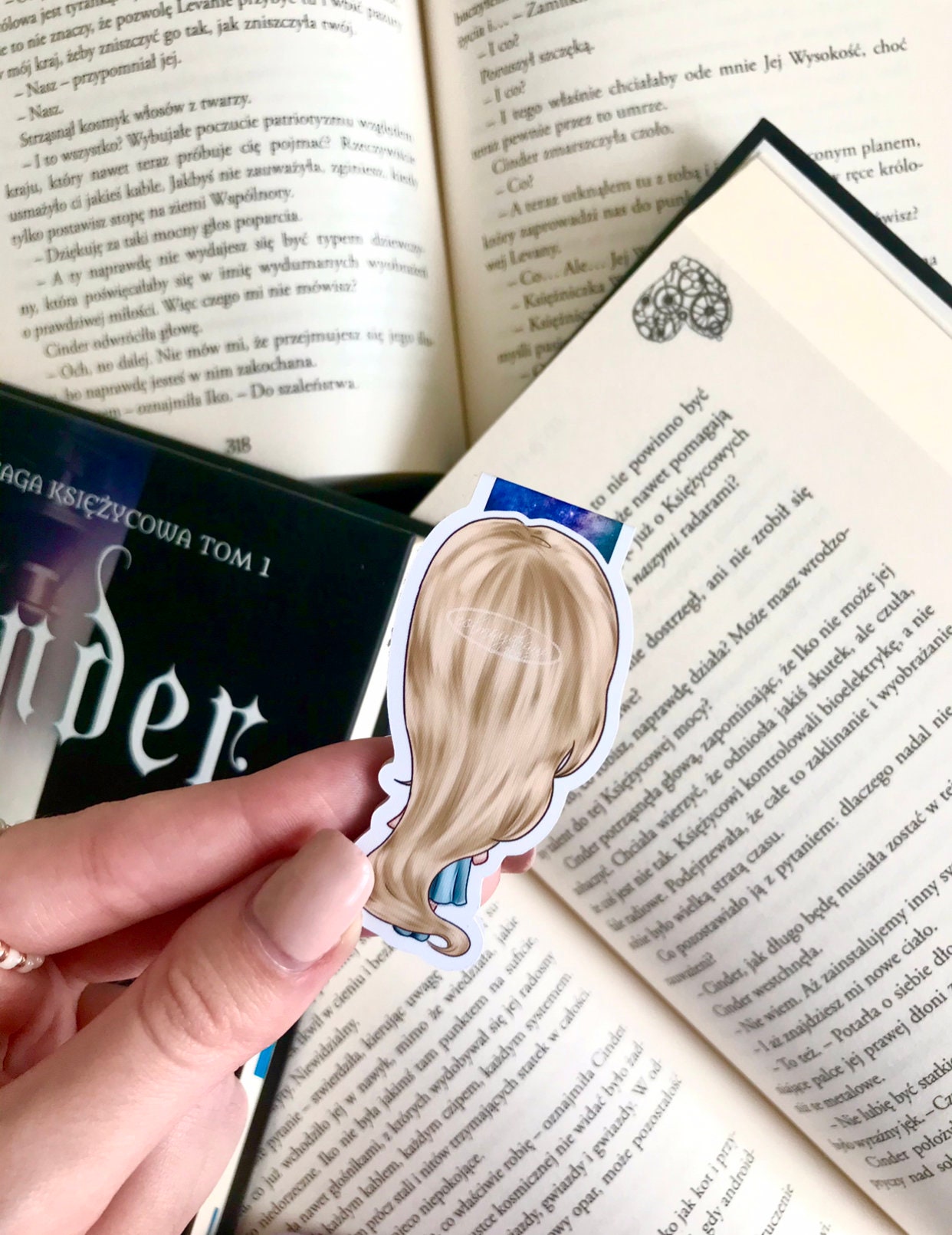 Cress Moon Darnel lunar Chronicles Marissa Meyer - Etsy