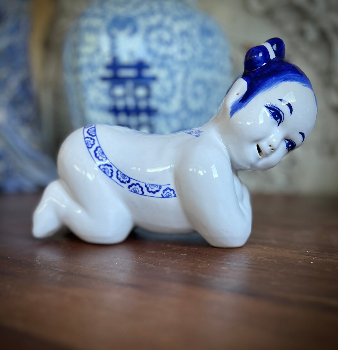 CHINOISERIE BABY FIGURINE ~ Chinese Blue and White Porcelain Pillow ...