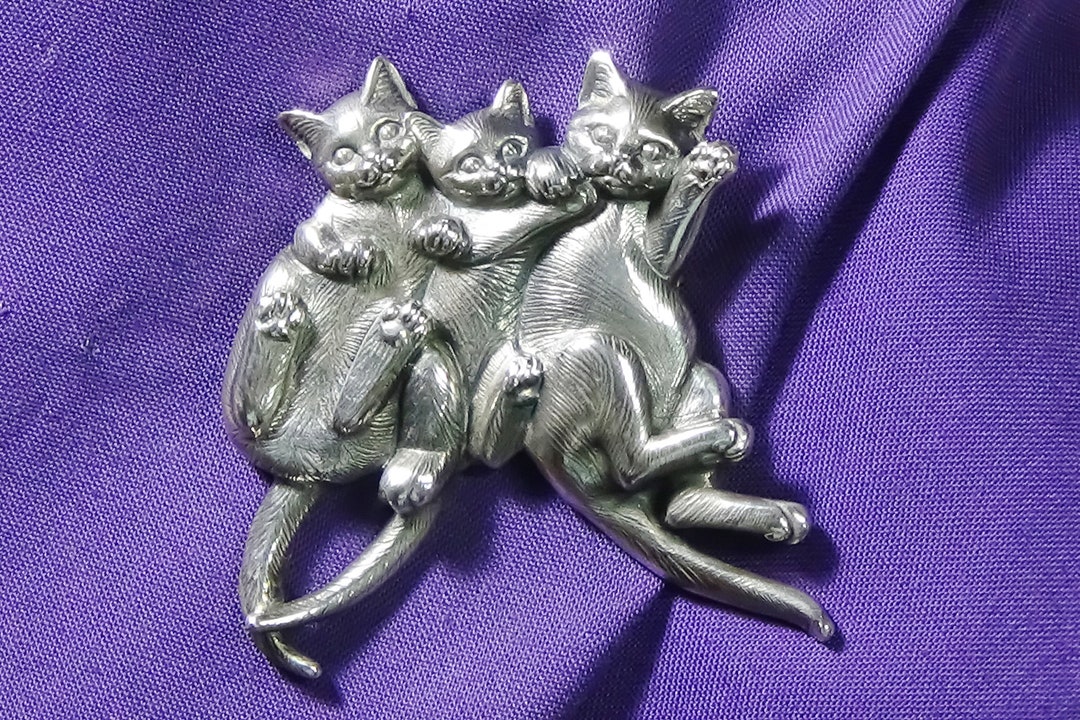 Cuddly Trio of Kittens Brooch Silver Cat Lover Gift for - Etsy