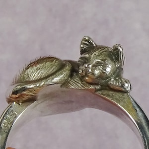 Curled Sleeping Cat Ring Sterling Silver, Cat Lover Gift for Her ...