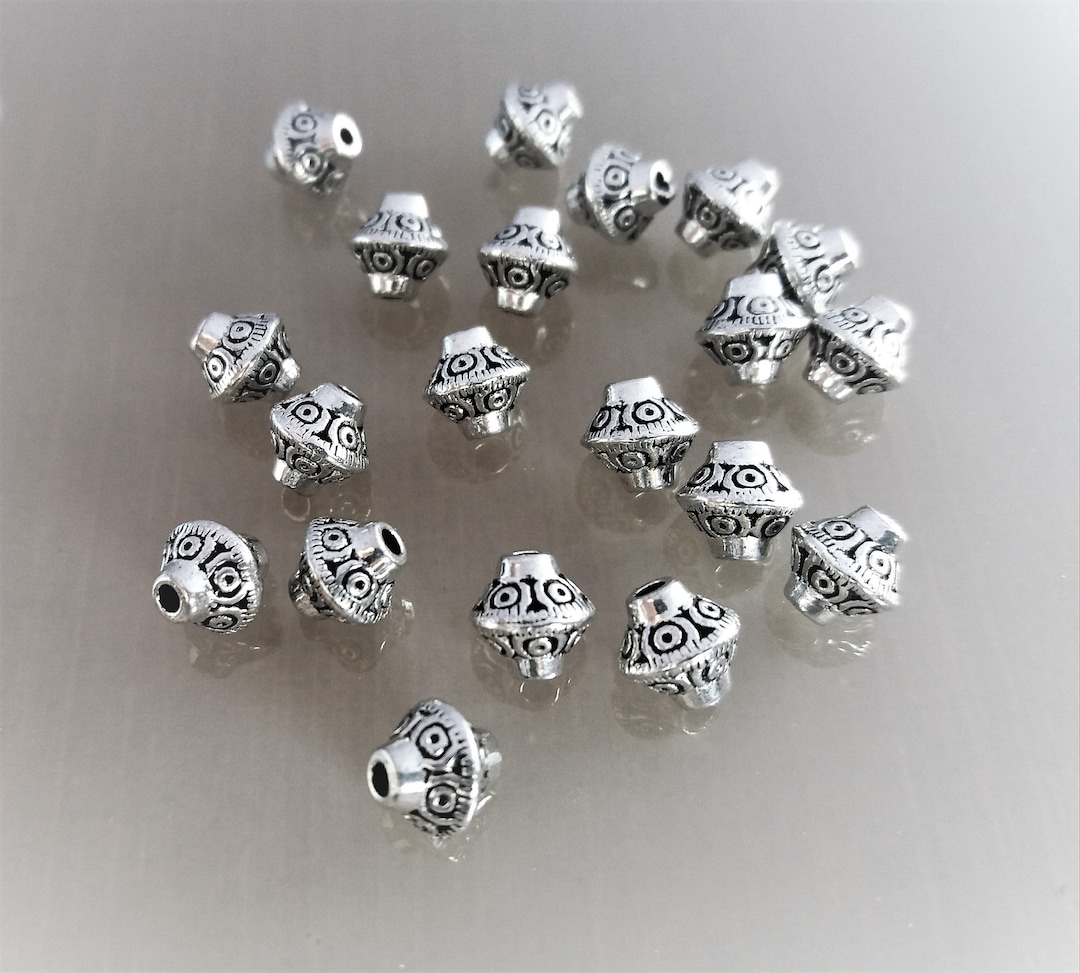 20 Engraved Metal Beads in Silver Color - Etsy