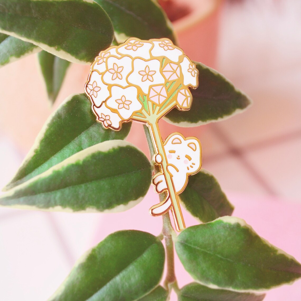 Swinging Hoya Bloom Kitty Hoya Flower Cat Hard Enamel Pin A - Etsy