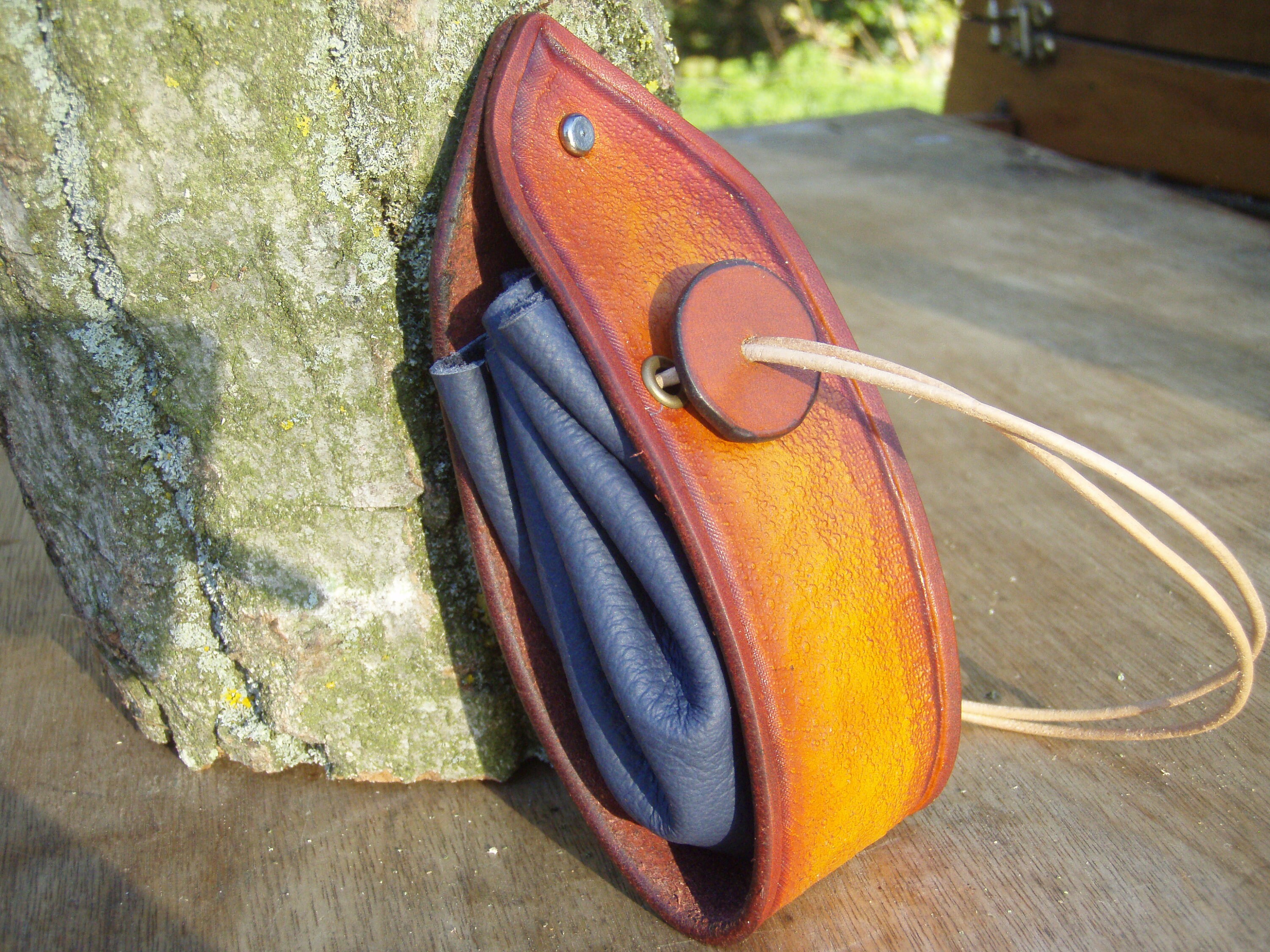 Tinder / Coin Pouch in Tooled Leather - Etsy