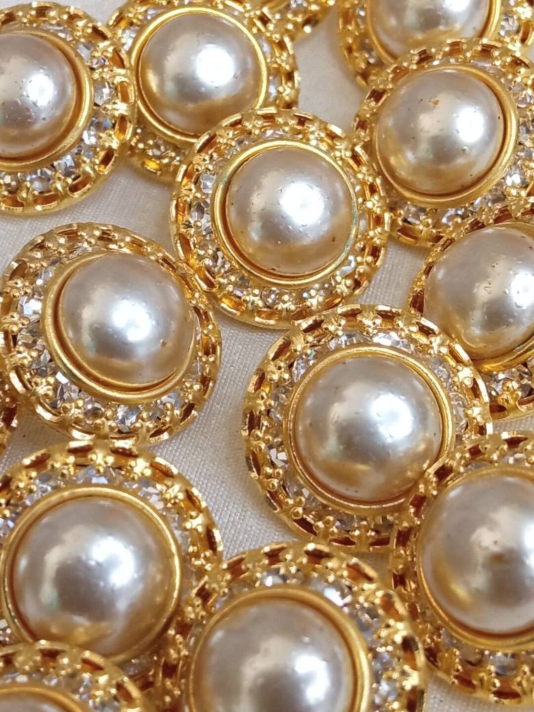 6 Vintage 18 Mm Jewel Buttons From the Early 2000s With Rhinestones ...