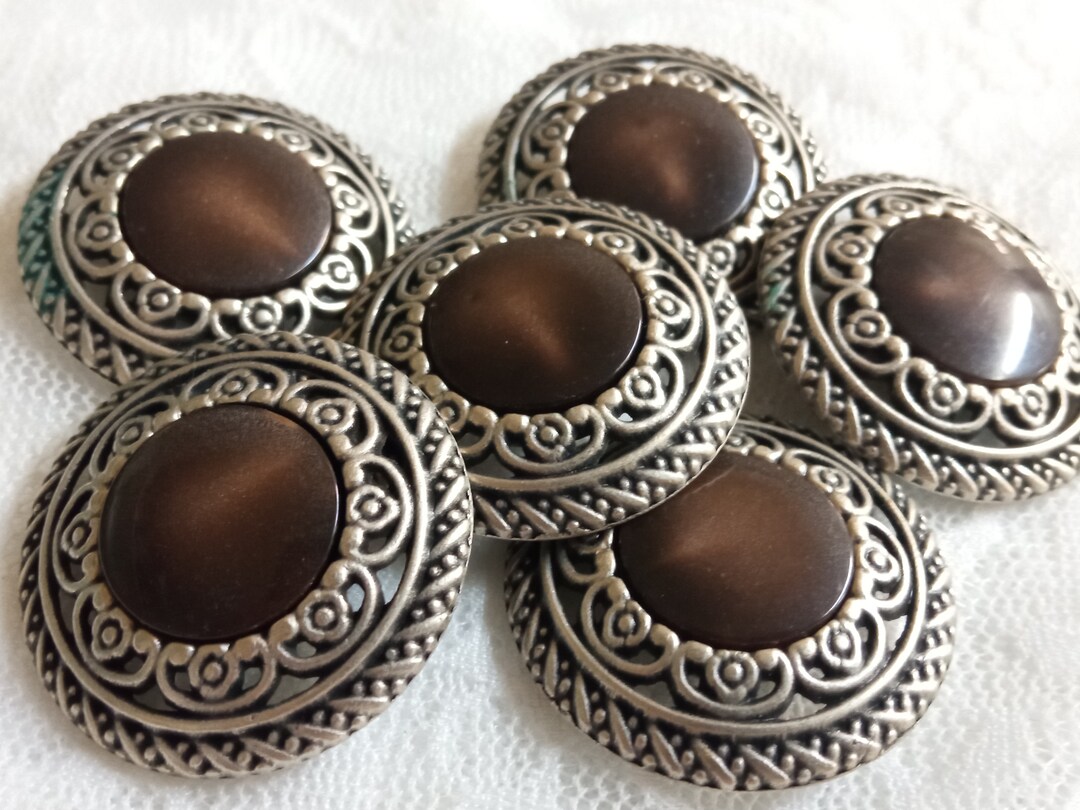 6 Vintage Metal and Plastic Buttons, 30 Mm Silver Burnished Silver and ...