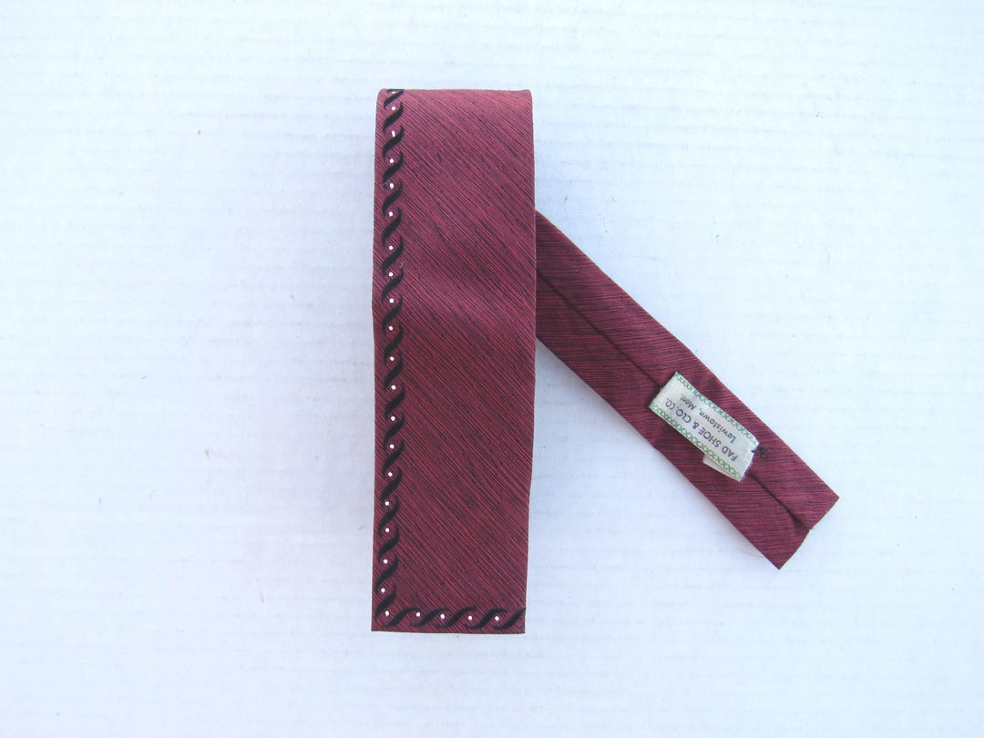 Vintage 50s 60s Wilson Brothers Skinny Necktie: Velvet Emblem, Hand ...