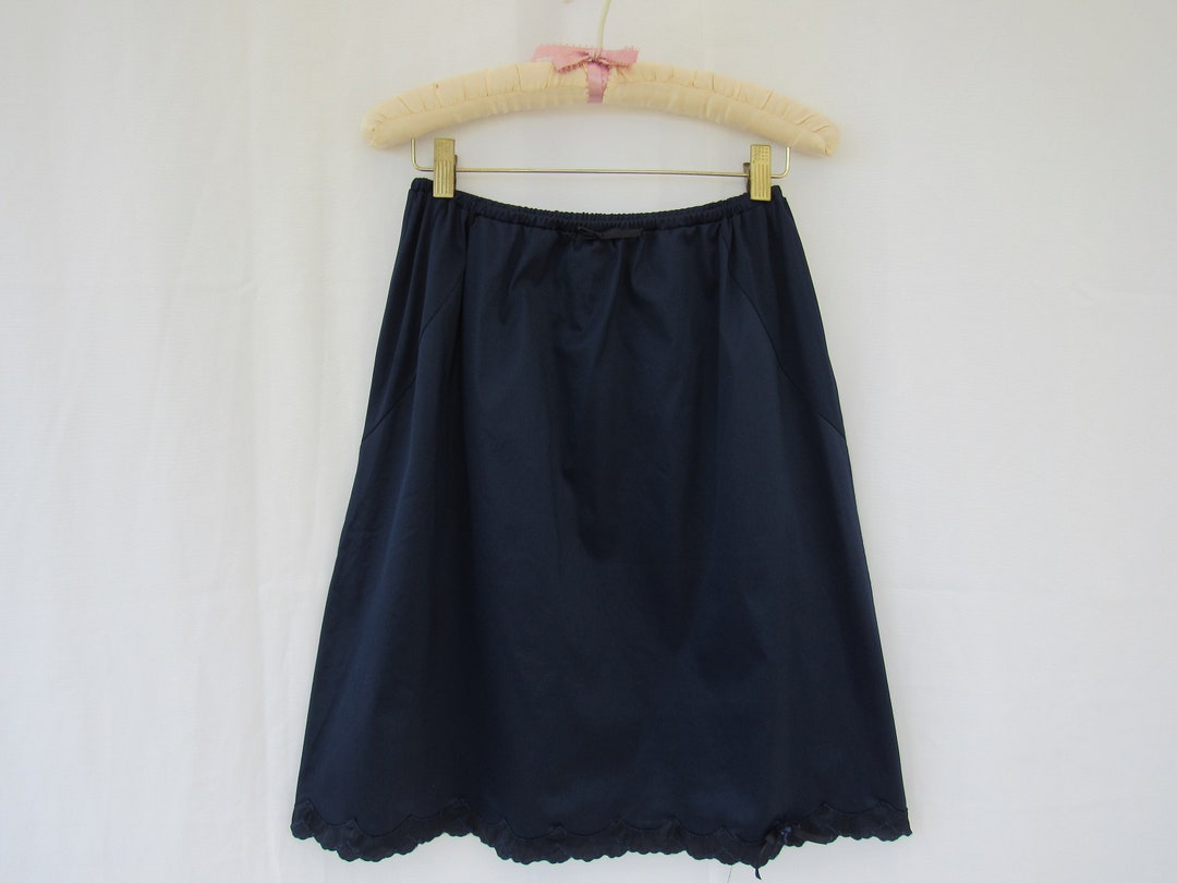 Vintage Van Raalte Navy Half Slip | Embroidered Scallop Taffeta, 50s ...