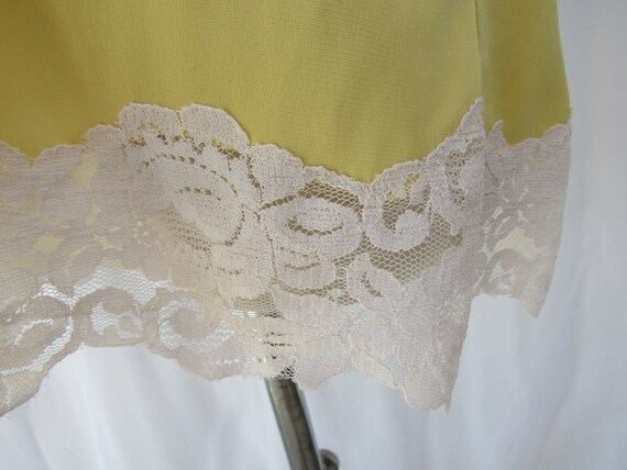 Vintage 60s Glydons by Hollywood Nylon Negligee Top: … - Gem