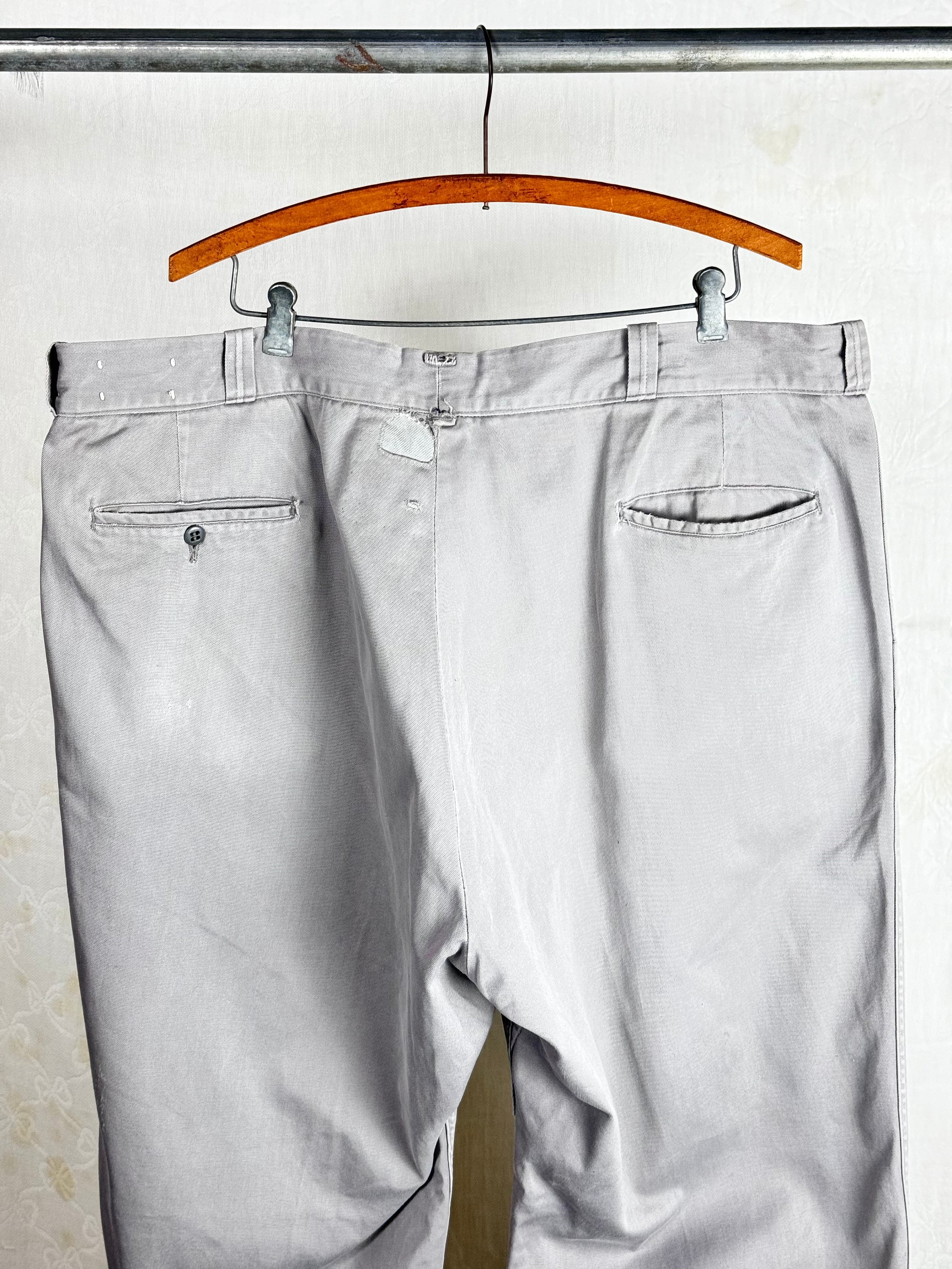 Vintage 1950s 60s Big Mac Army Cloth Twill Chino Work Pants Vintage 1950s 60s Big Mac Army Cloth Twill Chino Work Pants