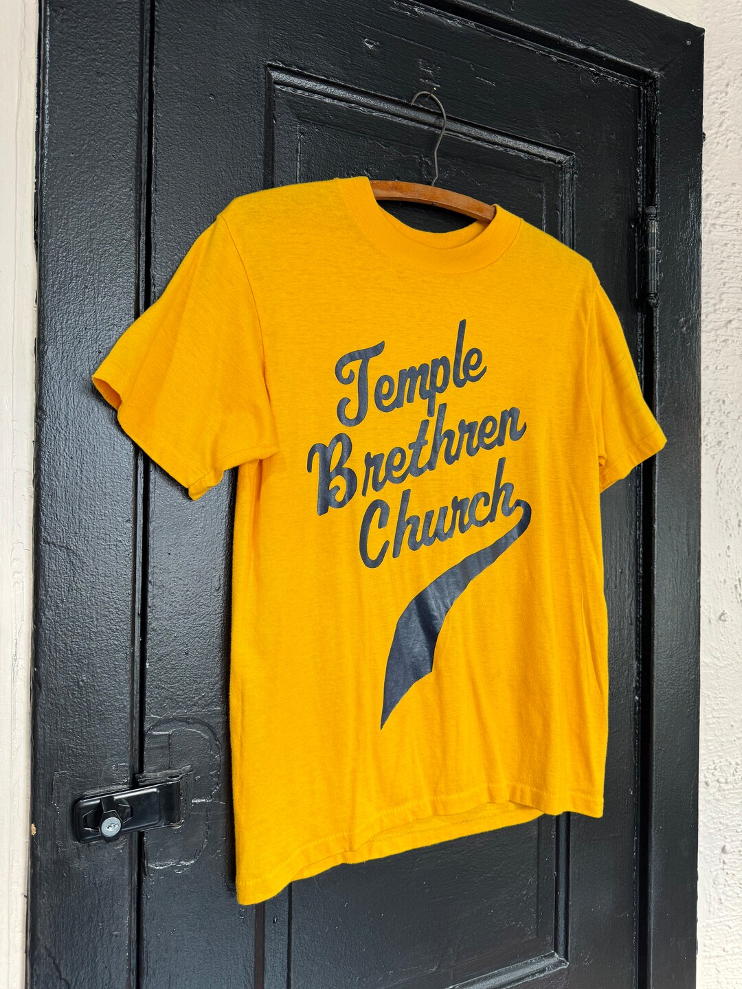 Vintage Temple Sports Graphic T Shirt - Etsy