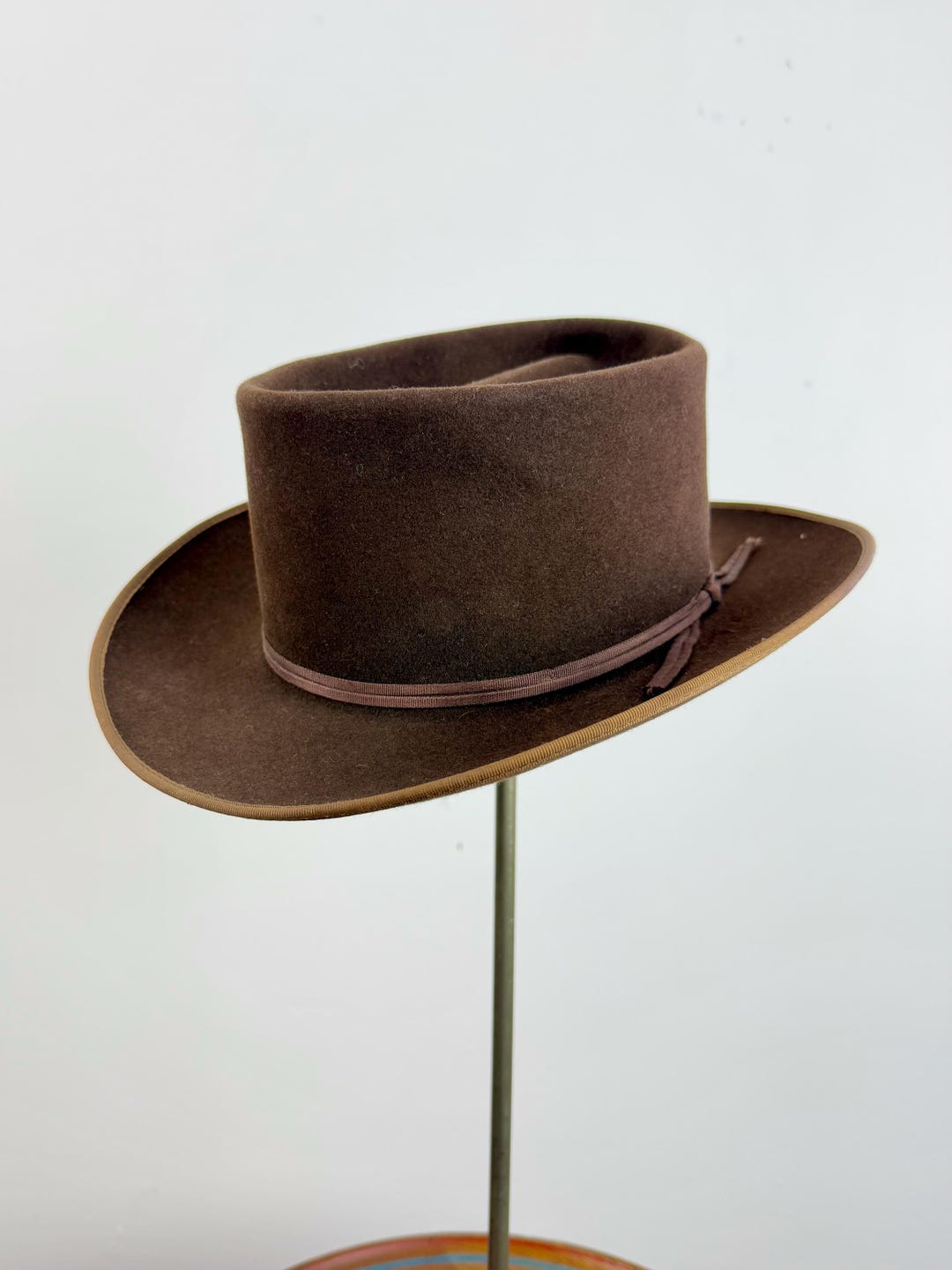 Vintage 1960s Distressed Bound Edge Felt Fedora Western Coachmen Hat 7 ...
