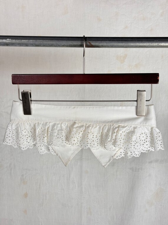 Vintage 1930s 40s Eyelet Lace Ruffle Waist Cinch Belt - Gem