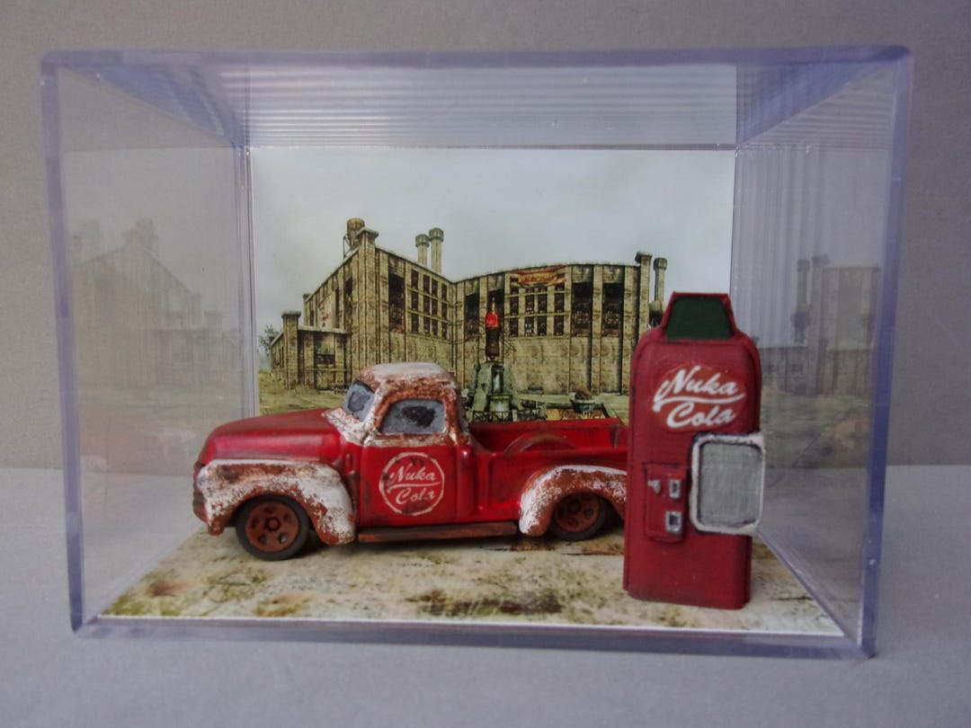 Fallout Nuka Cola Machine and Truck Miniature Cube Diorama Wasteland ...