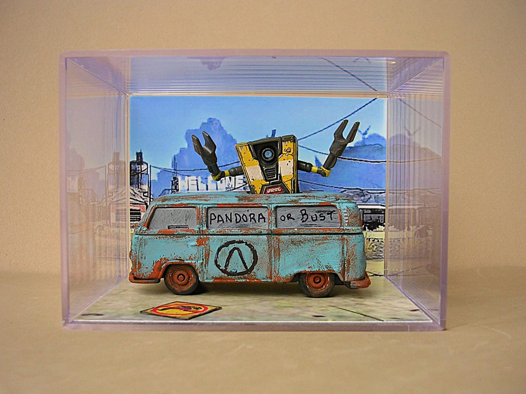 Borderlands Claptrap Miniature Diorama Cube Fyrestone Gift Display - Etsy