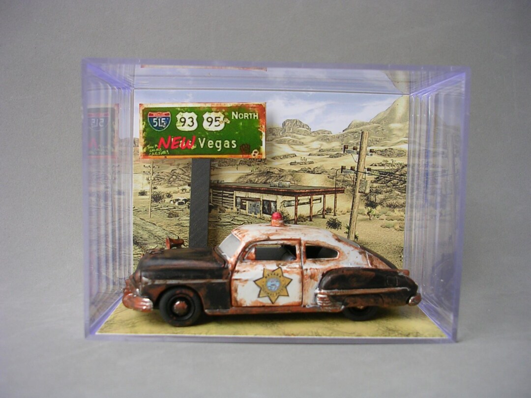Fallout New Vegas Highway Patrol Car 1:64 Miniature Cube Diorama - Etsy