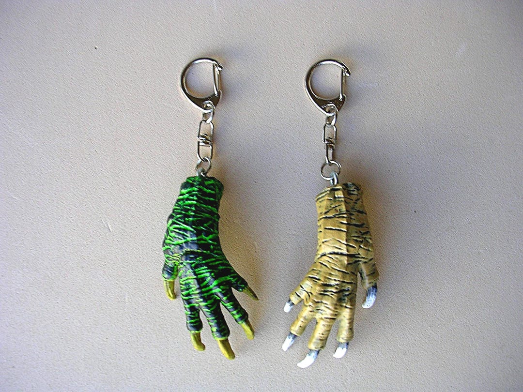Fallout Deathclaw Hand Backpack Hanger Keychain - Etsy