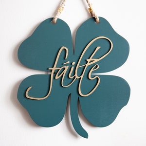 Fáilte, Irish Welcome Sign, St. Pattys Door Decor, Shamrock Door Hanger ...