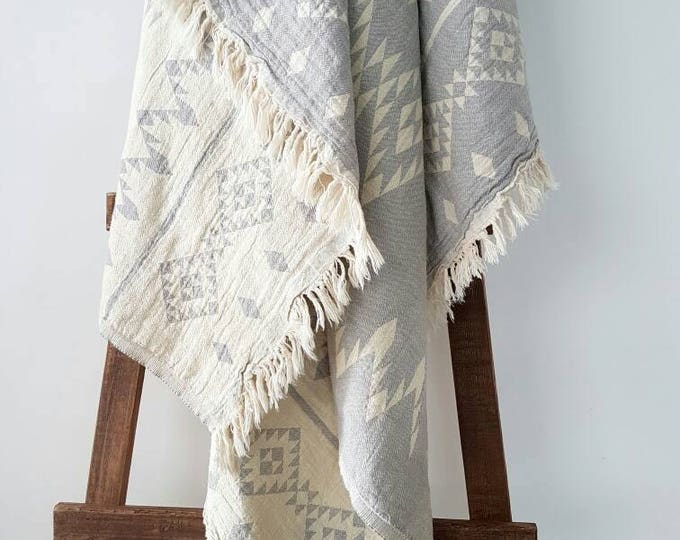Grey Aztec Blanket Throw in Native American Design Throw - Etsy Canada