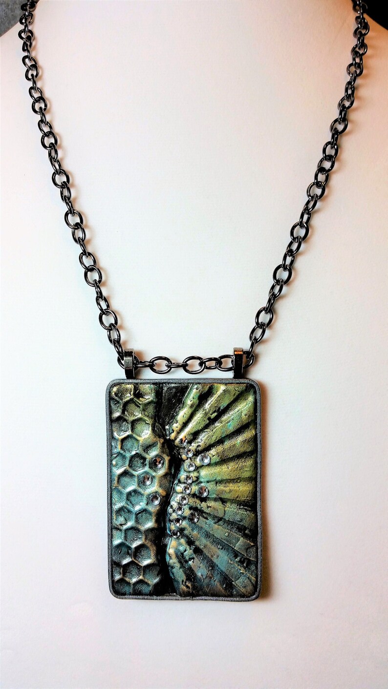 Radiant Texture Pendant Long Necklace - Etsy