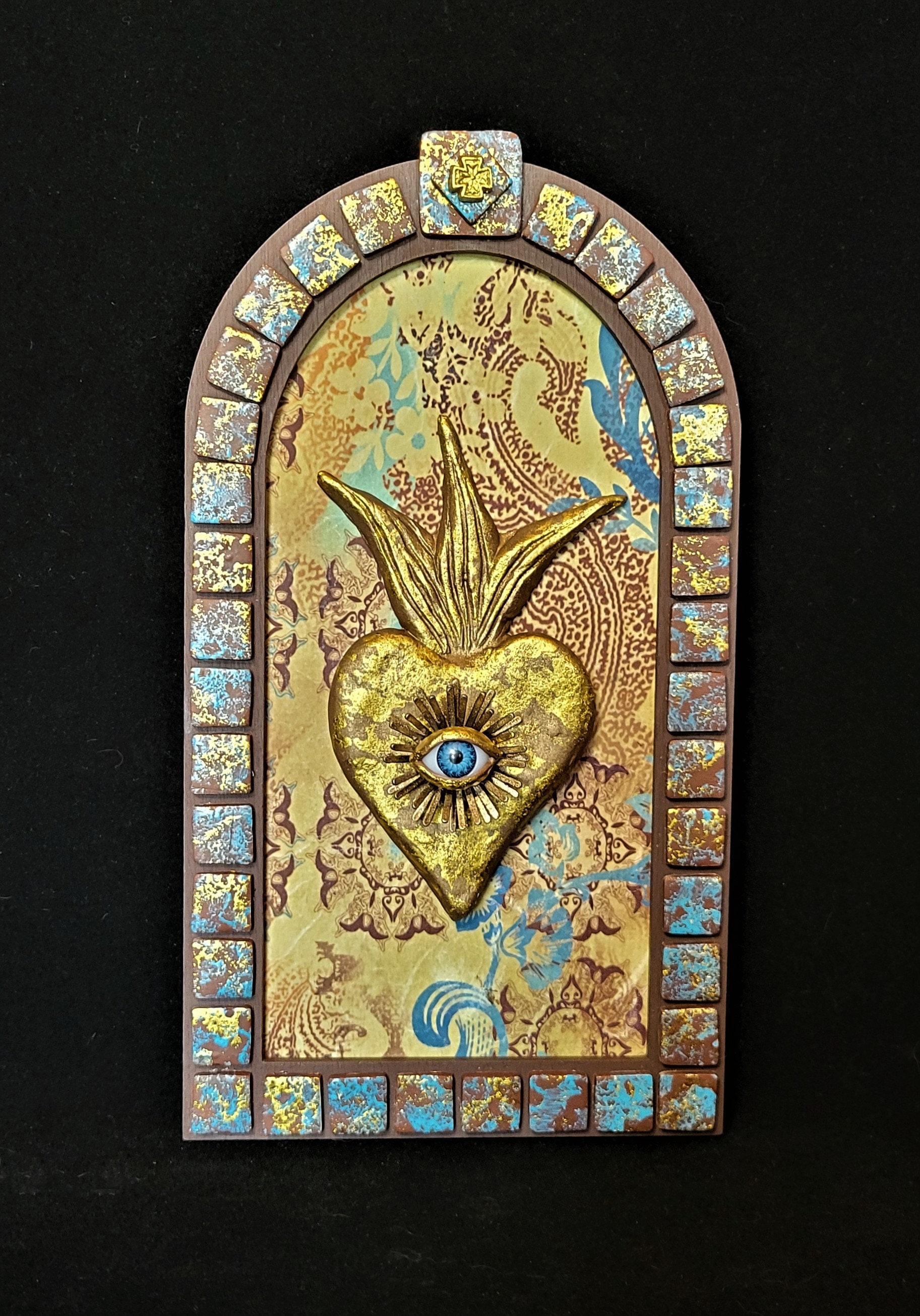Sacred Heart With All Seeing Eye Wall Shrine - Etsy