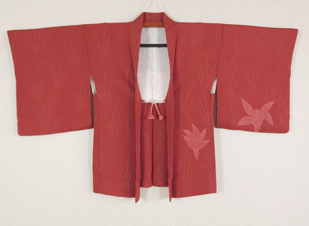 Red Crepe Haori With Leafy Patterns, Vintage Haori, Kimono Jacket ...