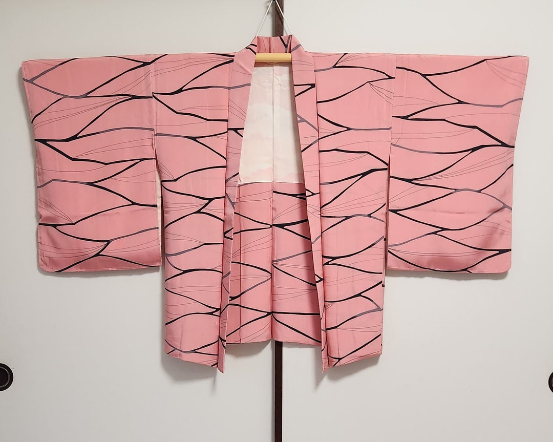 Pink Silk Haori With Black Lines, Vintage Haori, Traditional Haori ...