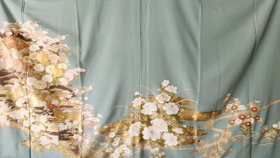 Radiant green tomesode kimono with golden flowers, vi… - Gem