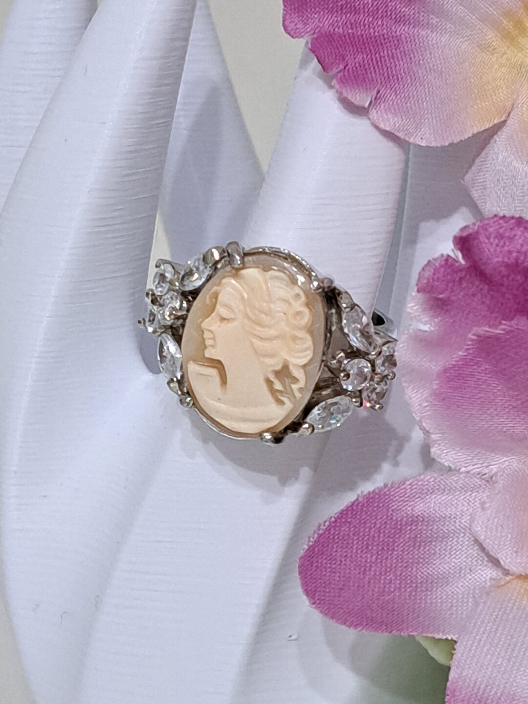 Sardonic Shell Cameo Ring and Crystals, Italian Jewelry - Etsy UK