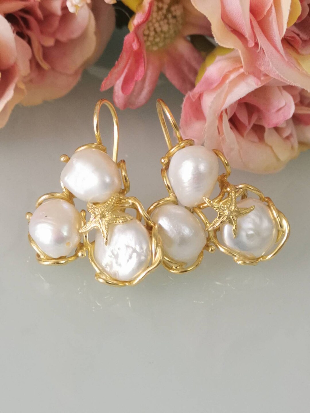 Pendientes de perlas barrocas blancas y plata 925 bañada en oro ...