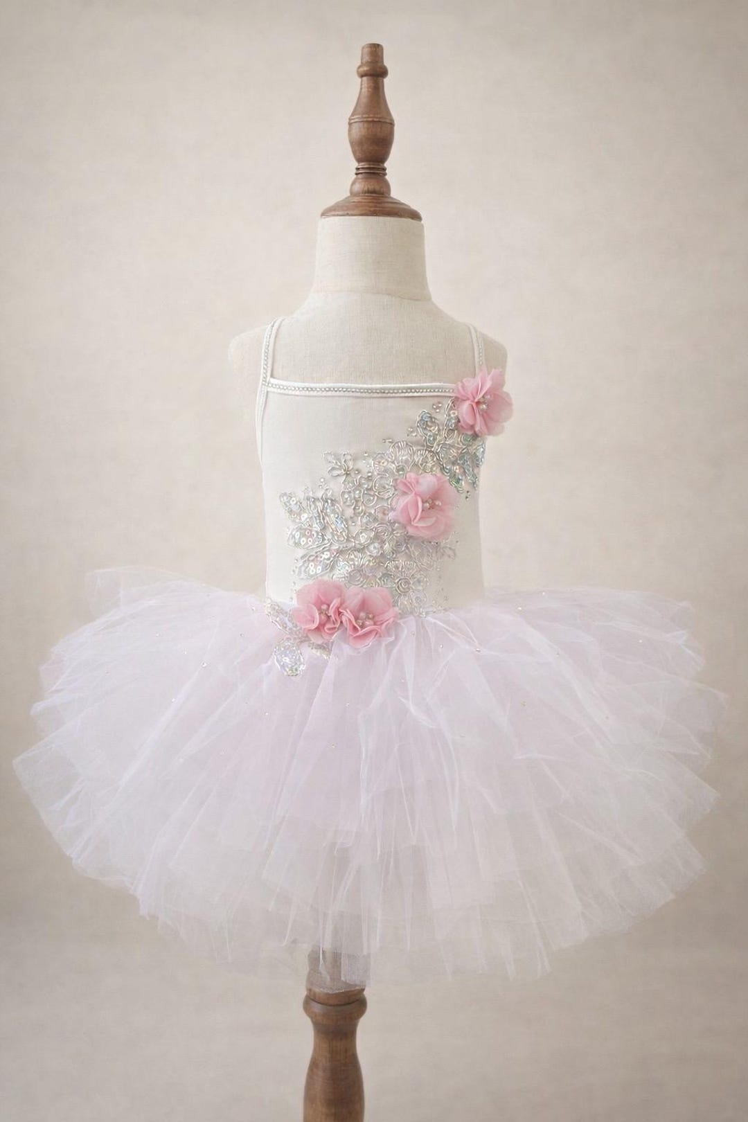 Winter Winderland 1st Birthday Girl Outfit - Winter Onederland Party ...