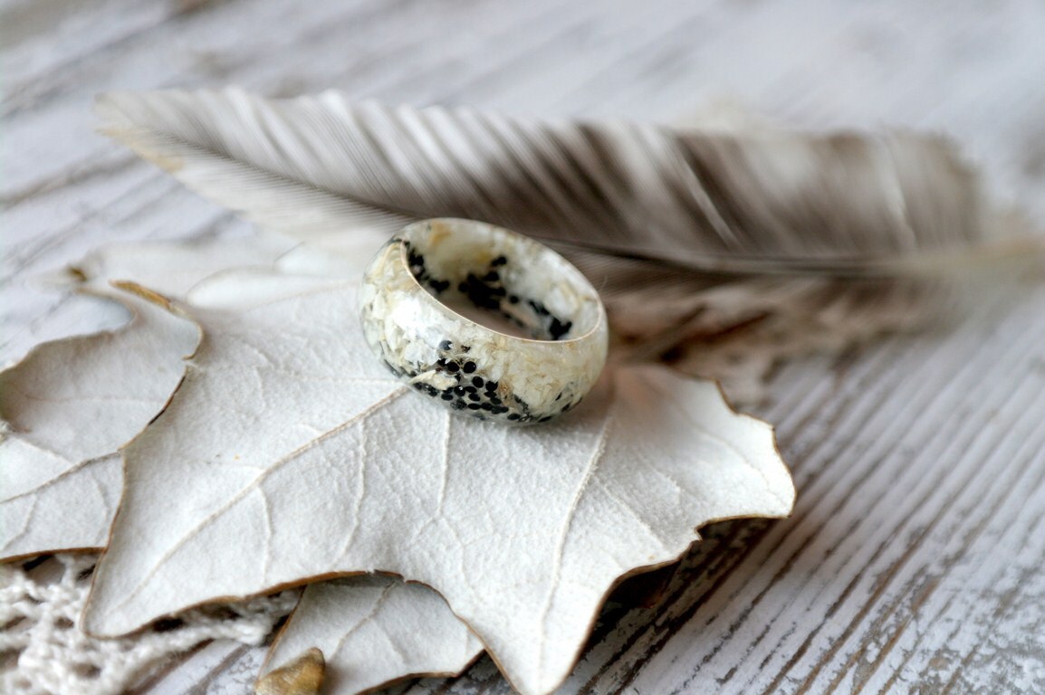 Eco resin ring REAL FLOWER RING resin rings White flower resin | Etsy
