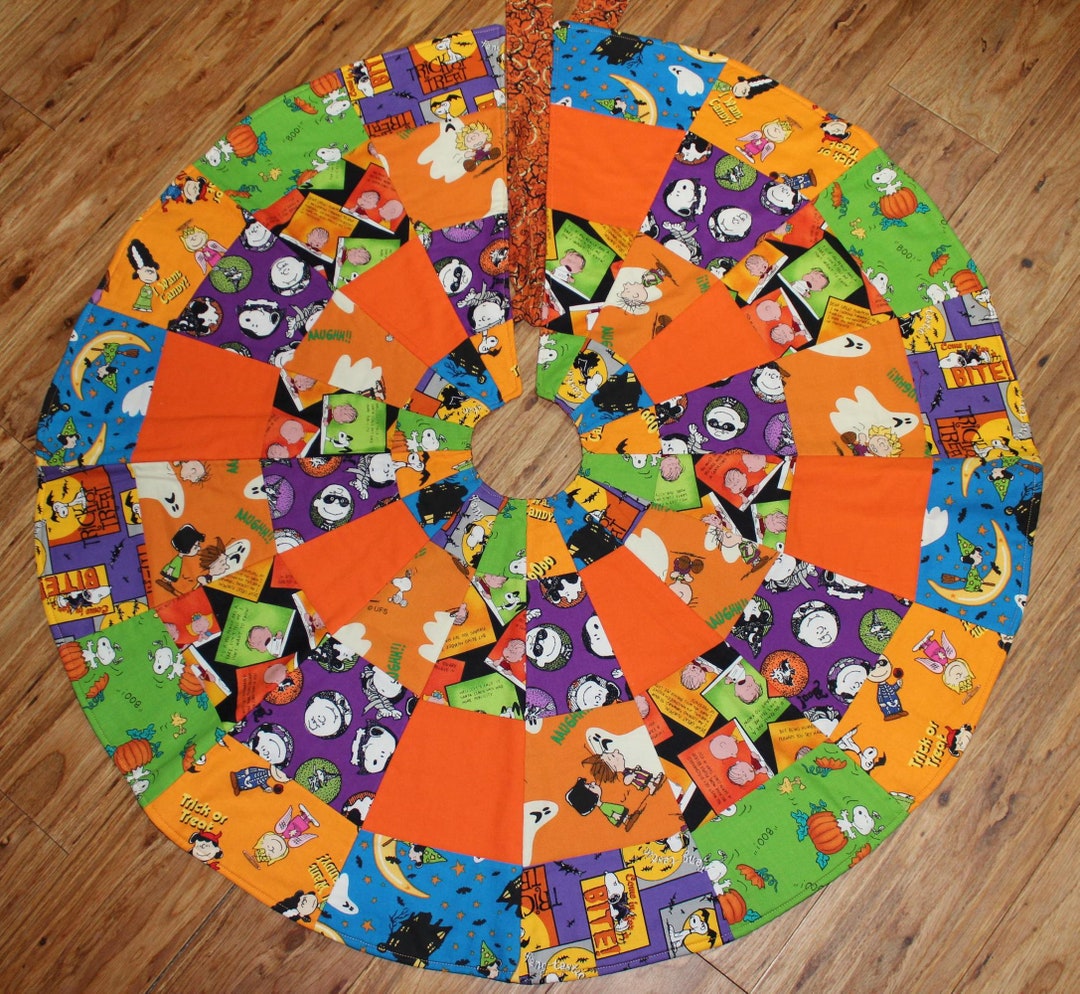 Peanuts Halloween Tree Skirt/table Topper - Reversible, 36" Diameter ...