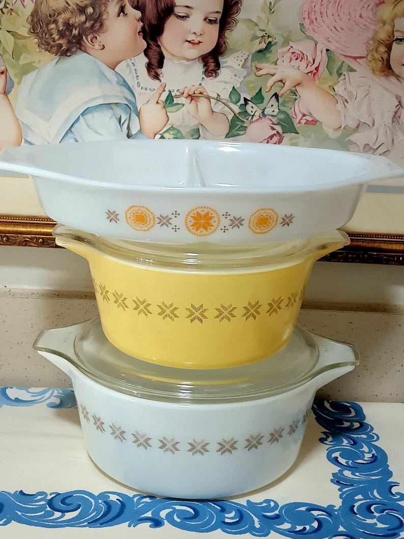 Vintage Pyrex Casserole Dishes Set: Town & Country Yellow, White ...