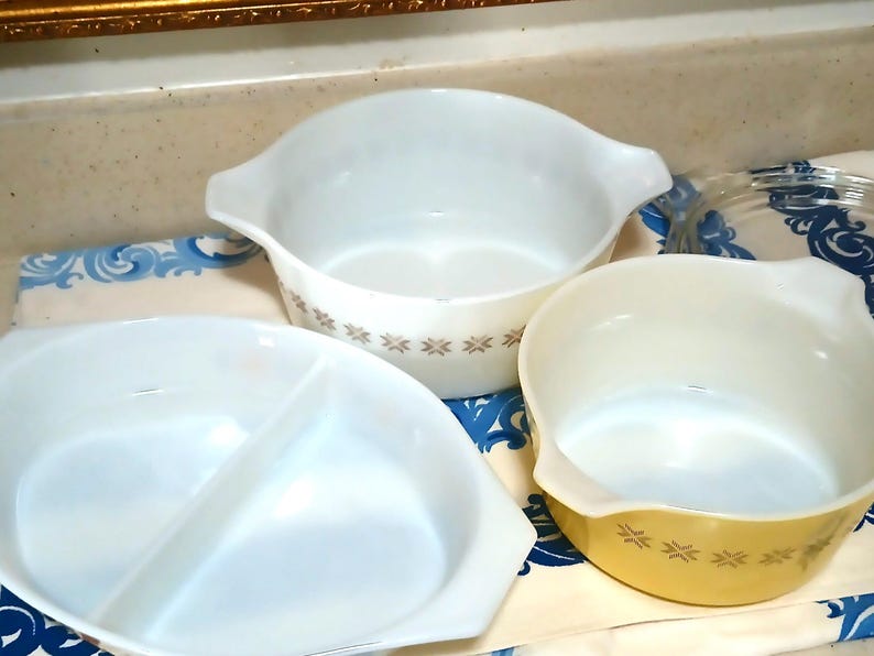Vintage Pyrex Casserole Dishes Set: Town & Country Yellow, White ...