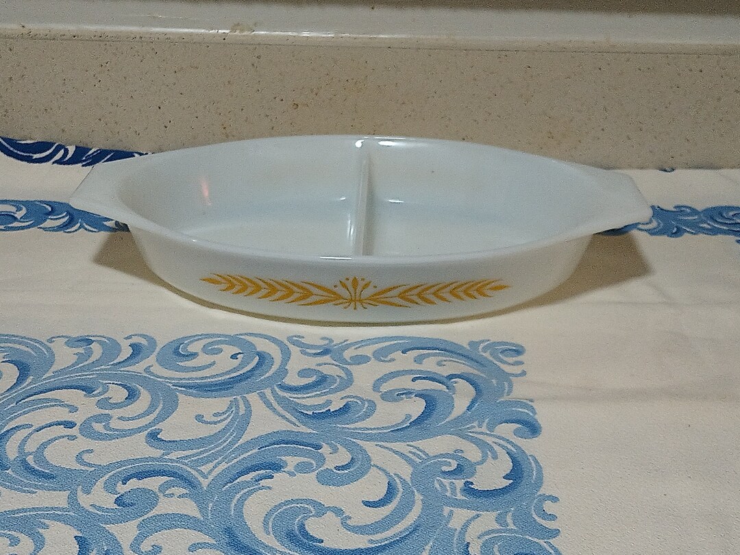 Golden Wheat Pyrex Divided Casserole Dish 1.5 Quart - Etsy