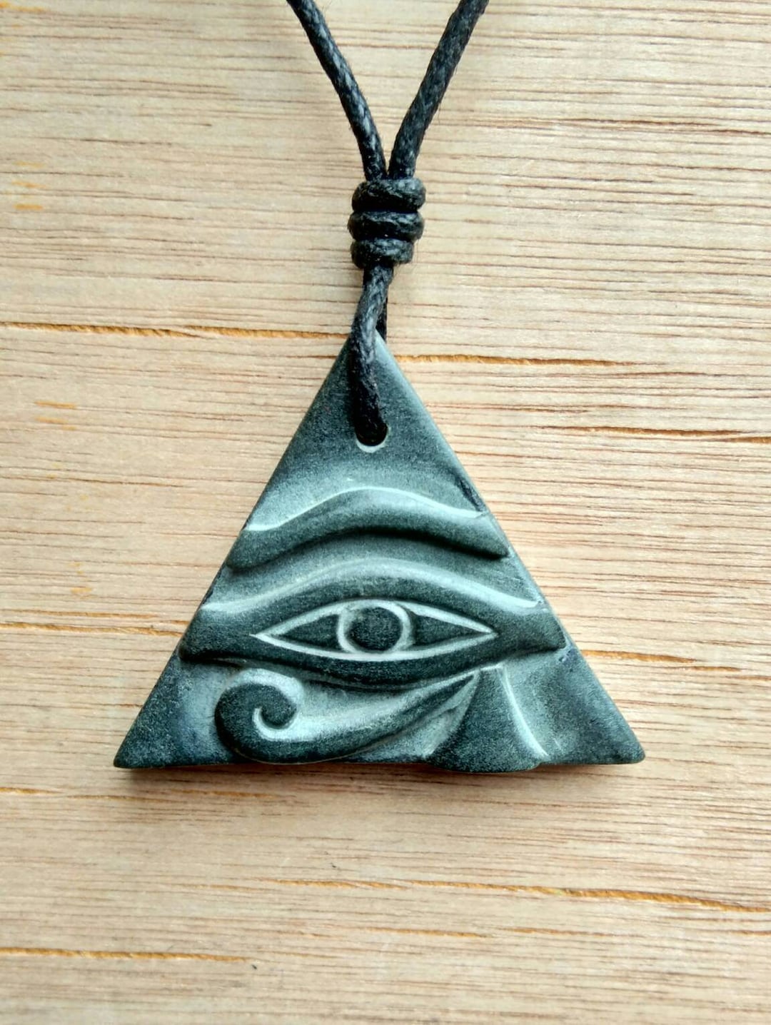 Eye of Horus Pendant | Eye of Horus Necklace Jewelry | Hand Carved ...