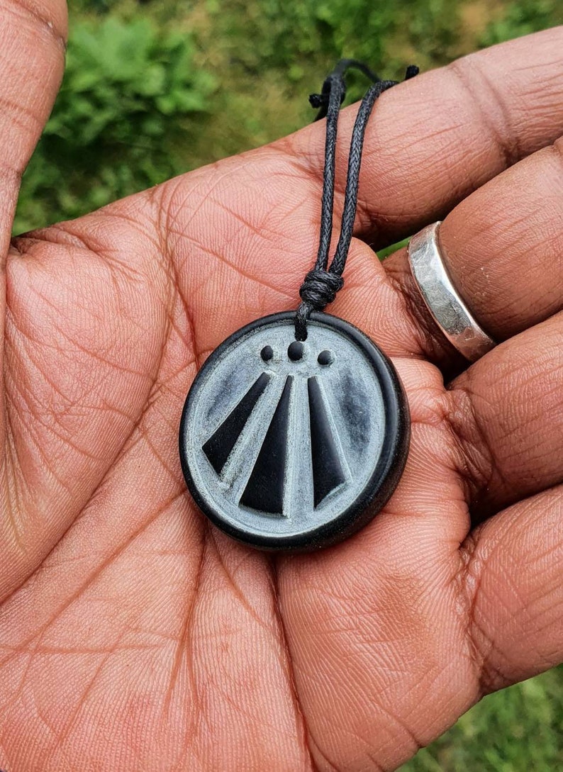 Druid Awan Pendant the Three Rays of Light Necklace Pagon - Etsy