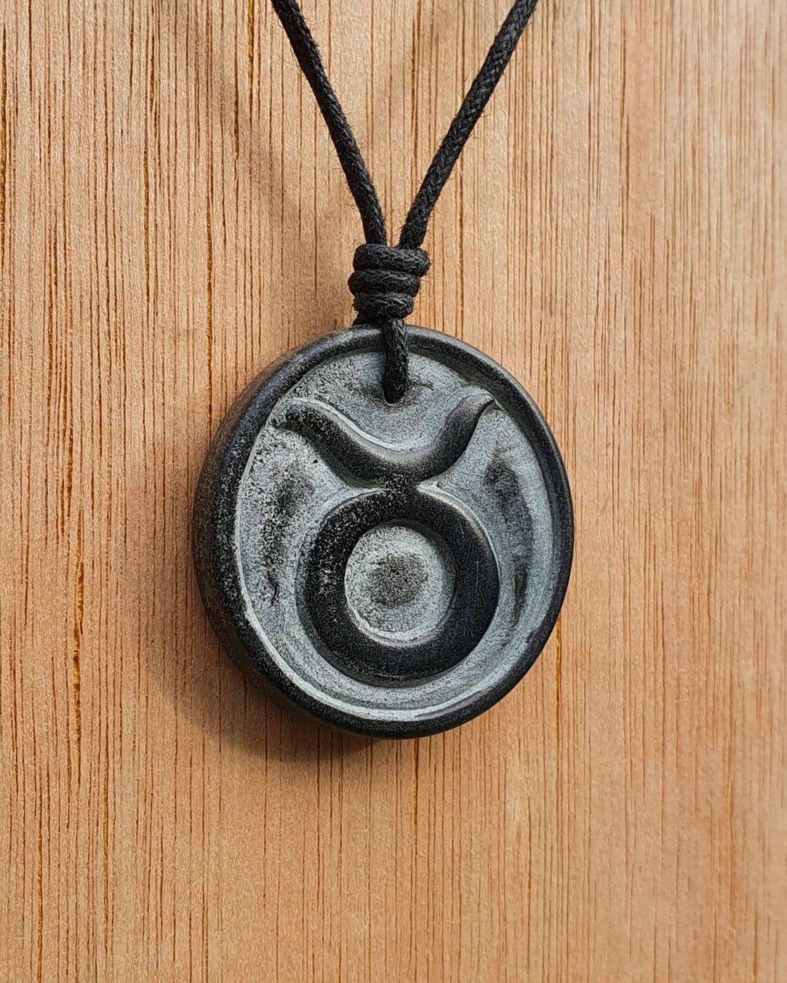 Taurus Zodiac Symbol Pendant Necklace | Taurus Horoscope Star Sign ...