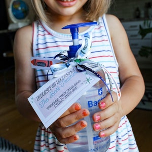 Hands Down the Best Teacher *DIGITAL DOWNLOAD* Gift Tag for Teachers ...