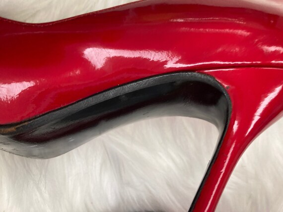 Stuart Weitzman candy red pointy toe pumps. These pum… - Gem